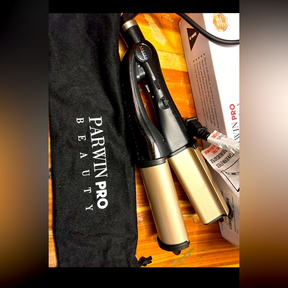 parwin pro | Hair | Parwin Pro Magic Wand | Poshmark